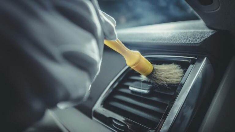 Professional Tips For Cleaning Cracks and Crevices In Your Car