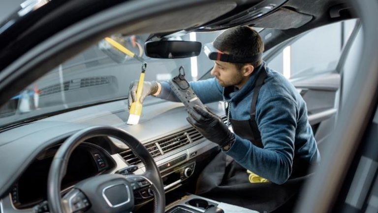 Your Car is Constantly Dusty Inside? Follow 6 Dust Prevention Tips