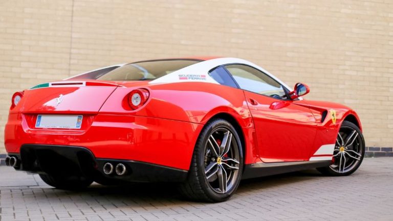 5 Wheel Colors That Are a Perfect Fit For Red Cars